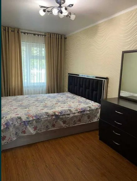 Чиланзар4  2/2/4 Балкон  2*6м² Общ пл  52м²
