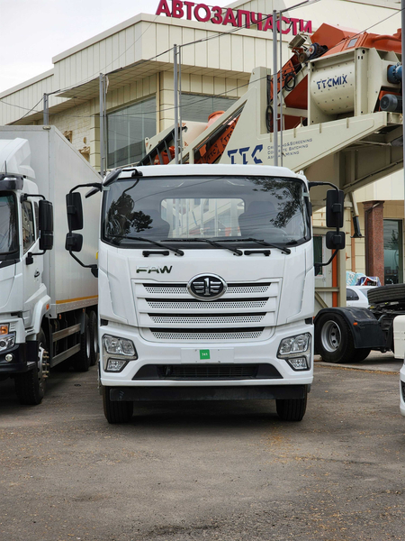 Бортовой Фургон FAW JK6 6x4 CNG 8,5 метровый в наличии!