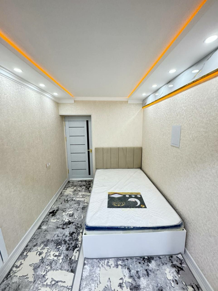 Продаётся 1 ком Яккасарайский, Саламатина, новый ремонт