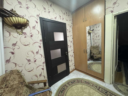 Продаётся квартиры 3/3/4 на Юнусабадском районе 11-й кв (J2312)