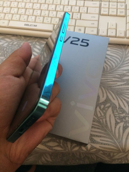 Vivo V25.  5.500.000 sum