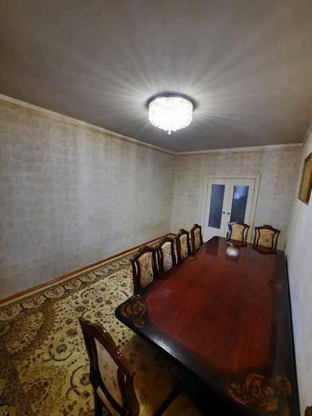 Алгоритм, Кизилшарк 3хонали 4 этажда уй сотилади