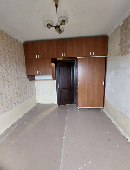 Kora kamish 2/4 da 2/4/5 balkon 2x6 srochna arenda