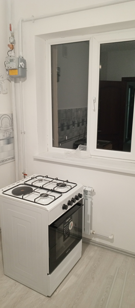 Аврорада янги курилган дом Уй эгасини номери  тел килинг