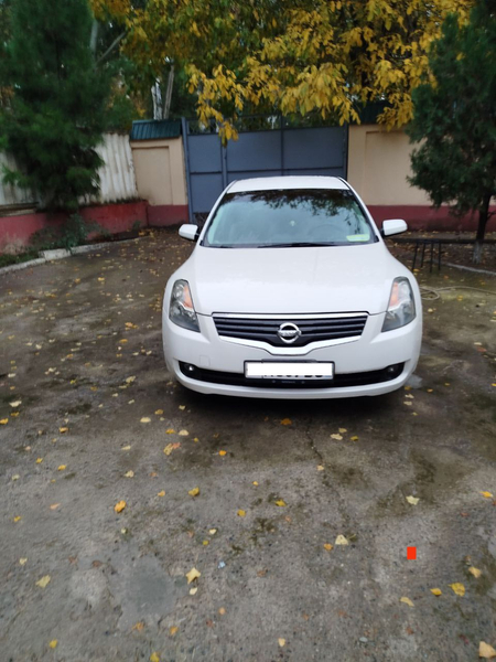 Nissan Altima 2008