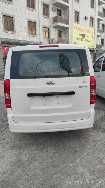 JAC M3 Liniya, xususiy bog'cha va maktablarga budjetni miniven