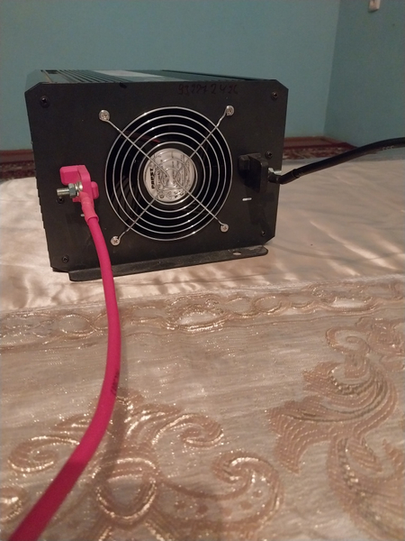 Инвертор 3200 ватт янги!!!