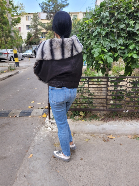 Новые меховые куртки