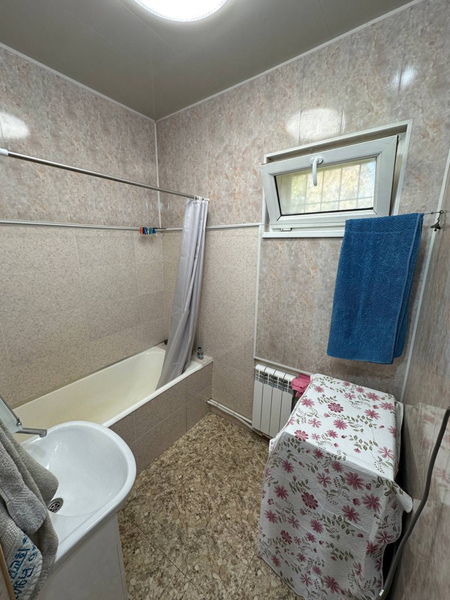 Продается квартира 2/4/4 Максим Горький саехат