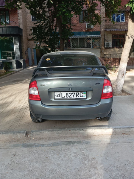 Продается автомобиль Lada Kalina