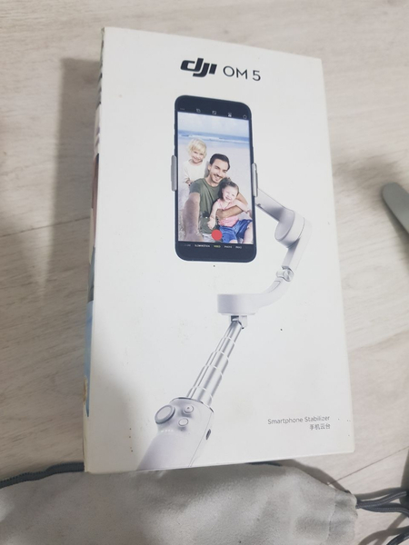 Srochna sotiladi ideal Shtativ Dj OM 5
