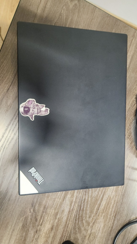 Thinkpad T14s i5 10th gen, 16GB RAM, 256GB SSD
