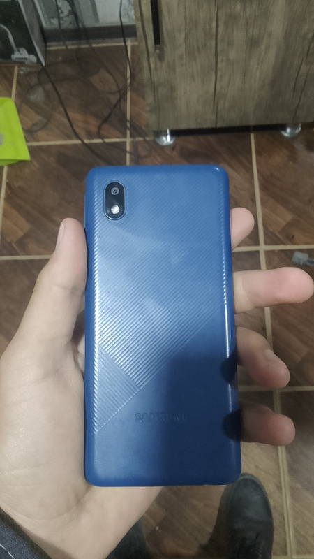 Samsung 01 core sotiladi yaxshi pamyat 16 gb