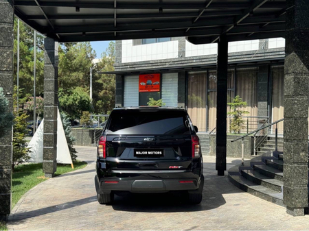 Chevrolet Tahoe 2 RST