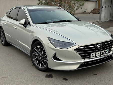 Hyundai sonata 2.5l 2021 yil 59000 km kraska 100% toza