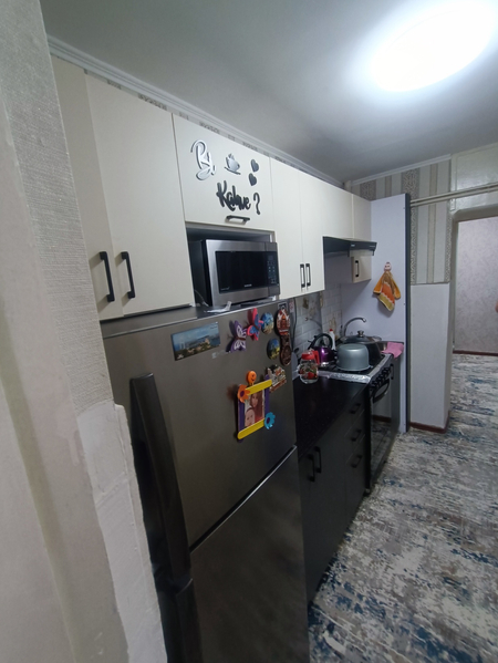 2 х ком Спутник 4. 2/2 кирпич. Не торец. 56 м2..  балкон 2 на 6. Акфа