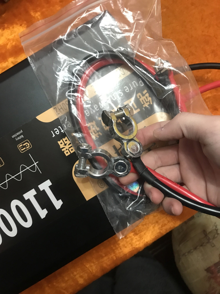 Инвертор генератор 12 v + 220