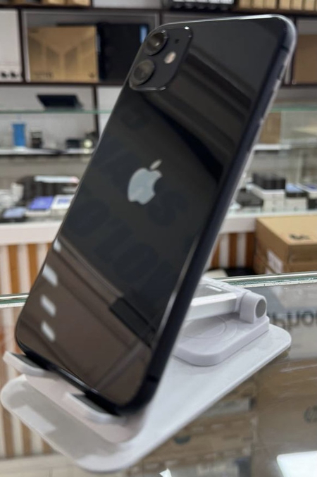 Iphone 11/64 хорошоя состаяния