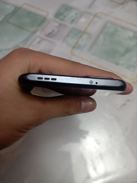 Redmi not 10 sotiladi  kerak bo\\\'lsa yozinglar