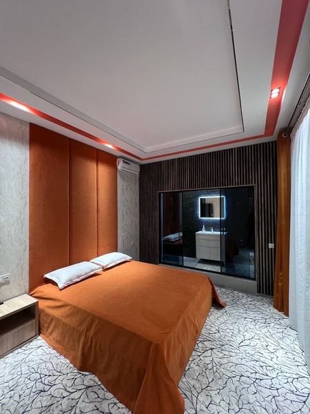 Dacha Abu Dabi premium gold