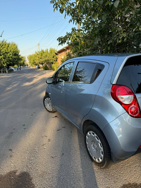 Spark 1.25 sotiladi