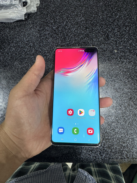 samaung s10 plus 5g pamit 8.256g holati yahwi iwlawi zor