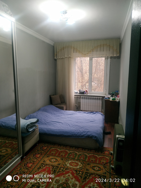 Продается Юнус-Абад 4 квартал 3-ком. 2- этаж 4-этажный дом