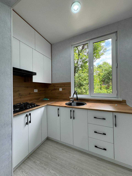 Юнусабад 15 2/2/4 50м²