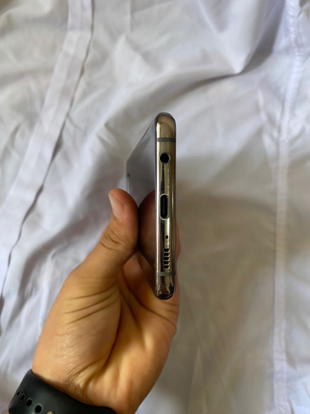 Samsung S10 Plus Qora