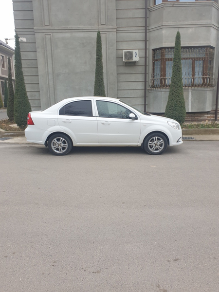 Nexia3  avtomat 124ming probeg