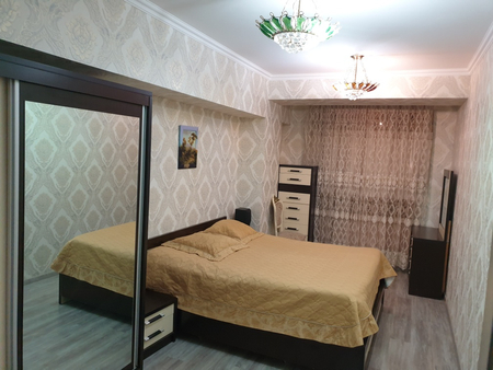 Сдаётся шикарная квартира рядом с метро БИЙ 2/3/8 70², кирпич, меб+тех