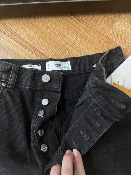 Новые джинсы манго черного цвета.Wide leg.