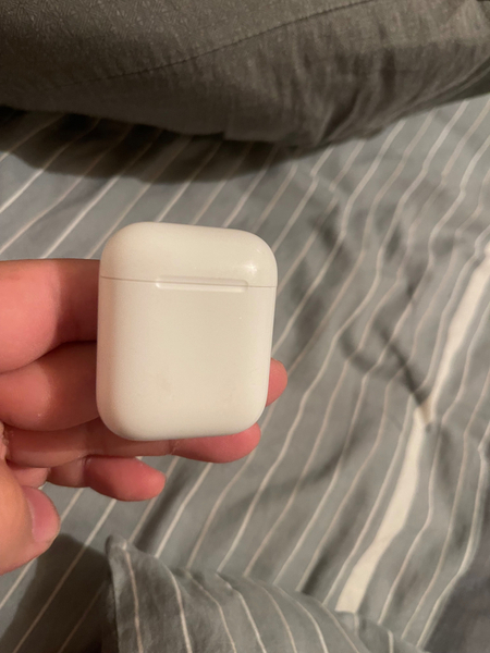 Airpods 2.1 оригинал продается