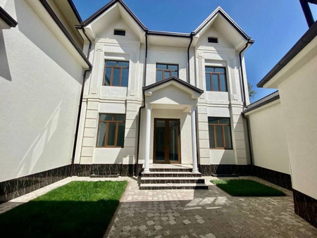 Продается Евро дом Ор-р: Улица Циолковского 240 м2