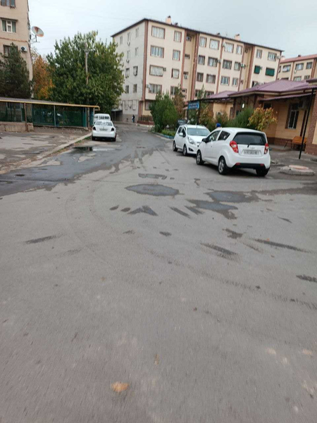 Навастройка уй сотилади