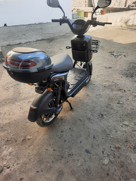 Skuter sotiladi srochna