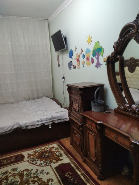 Сампи 2/4/4 оила ёки студент кизларга берилади срочно