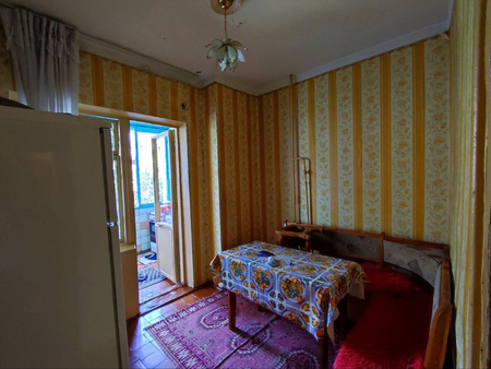 \Сергли.4.Разделный.4 Хона.2/6 балк,92м².Етажи 2,Ар.Автосалон.