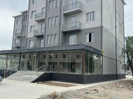 Урганч шахарда жойлашган нотурар бино сотилади
