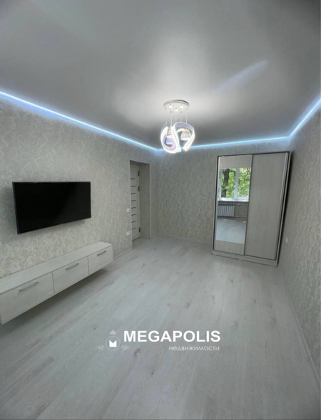 Хамза метро 1/4/5 (5 квартал) Продам