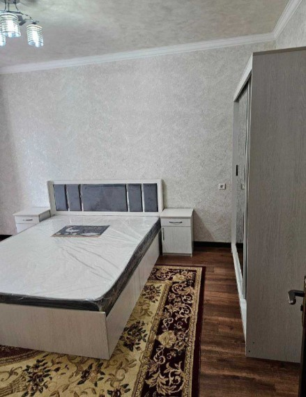 Arenda samarqan darvoza 2 hona engi uy