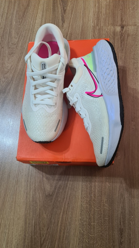 Кроссовки nike zoomx invincible run