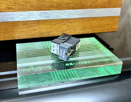 Продаю топовый виниловый проигрыватель Dual 1219