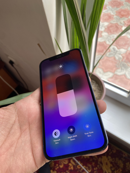 Iphone 12/LLa 128gb srochna sotiladi.