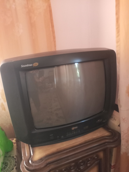 EFBA Mikrotòlqinli pech LG televizori narxini kelishimiz
