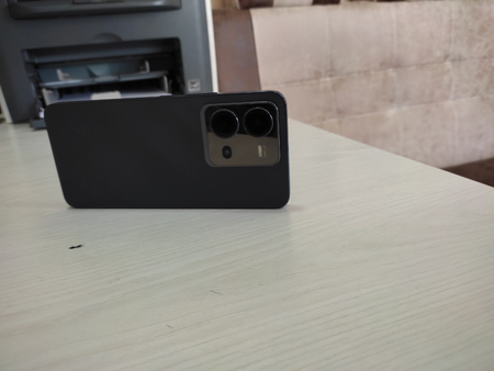 Vivo v25e 16.128 GB fount toch 12 ideal holatda abenam bor