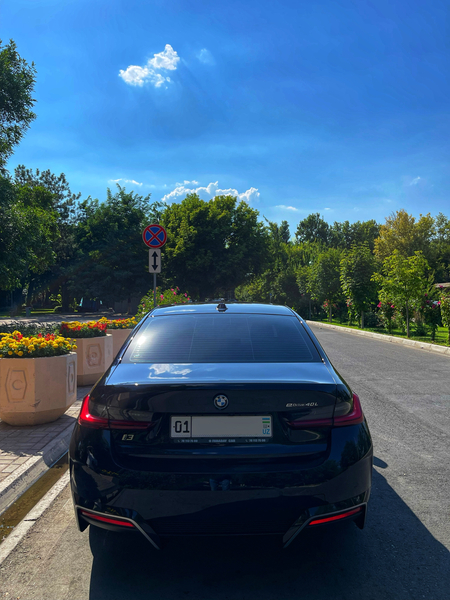 BMW i3 40L Night Sport 2023