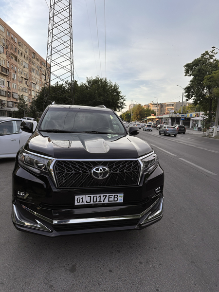 Toyota land cruiser prado 2010