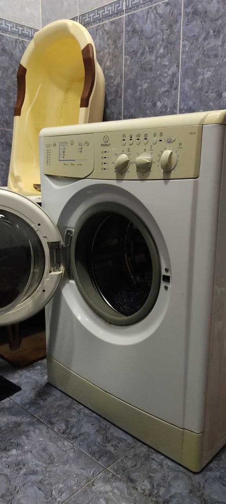 Продаю стиральную машину не дорого