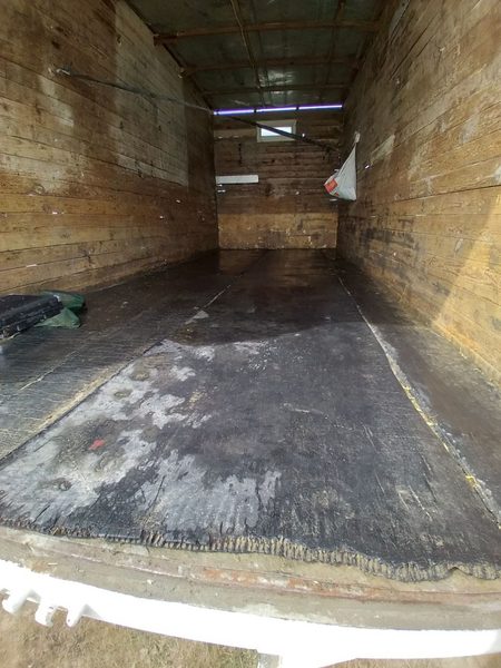 Mercedes Benz sotiladi holati yaxshi